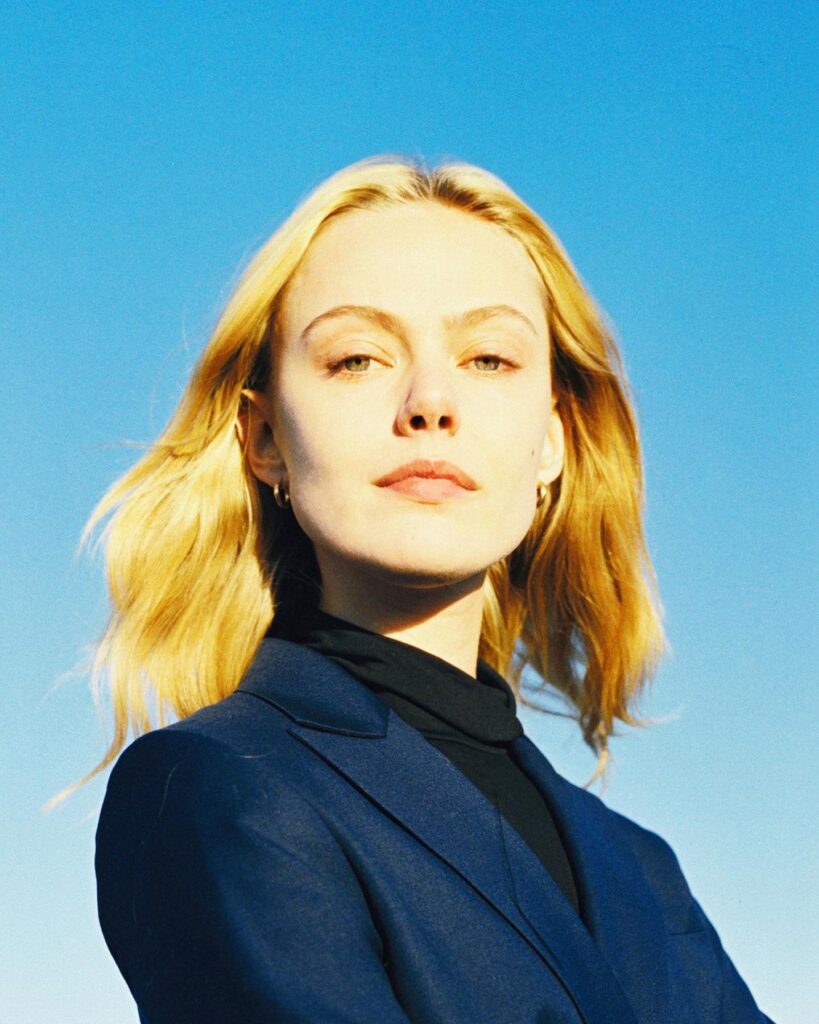 Frida Gustavsson: Bio, Wiki, Age, Height, Weight, Family, Career, Net ...