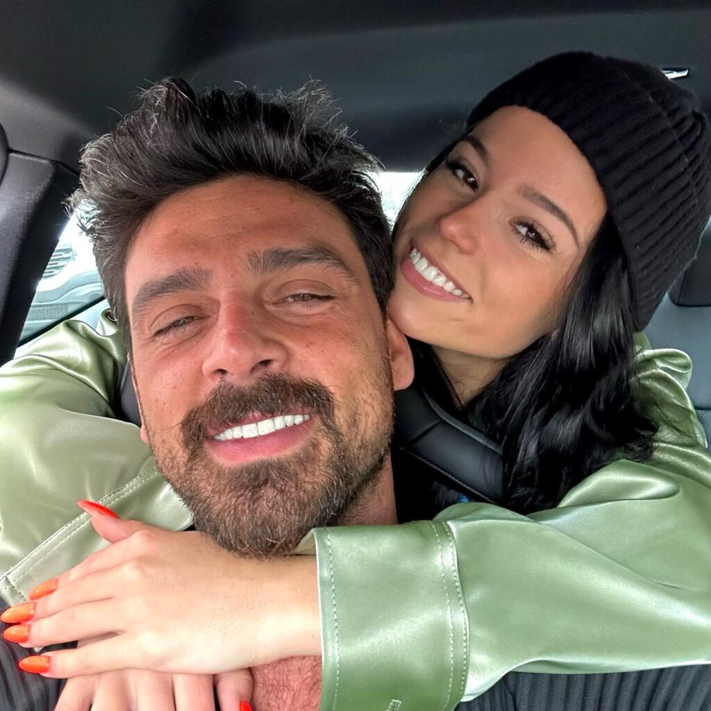 Moara Sorio: Bio, Wiki, Age, Height, Weight, Family, Siblings, Career ...