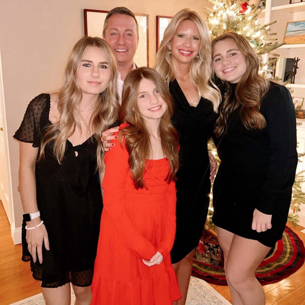 Alison Maloni: Bio, Wiki, Age, Height, Weight, Family, Husband, Children, Relationships ...