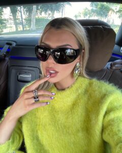 Alissa Violet: Age, Wiki, Bio, Height, Weight, Parents, Husband ...
