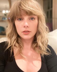 Taylor Swift: Age, Wiki, Bio, Height, Weight, Parents, Husband ...